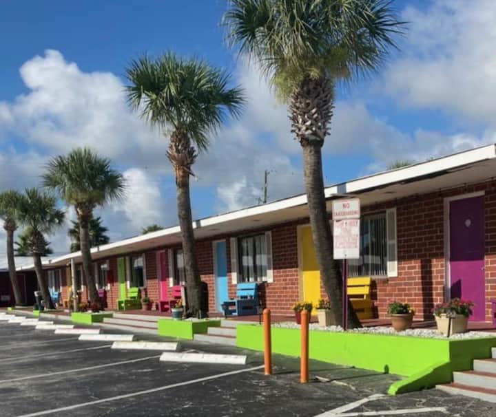 Beachside Classic - Old Florida Charm On Flagler! - New Smyrna Beach, FL