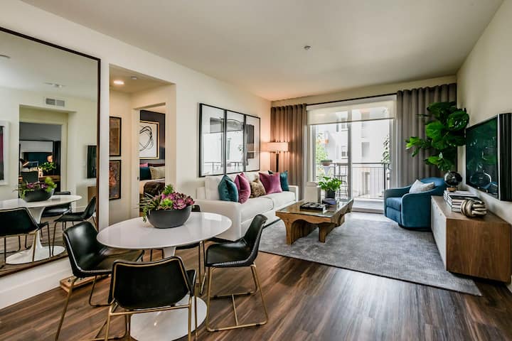 Modern Sunnyvale 2 Bedroom Apartment - Mountain View, CA