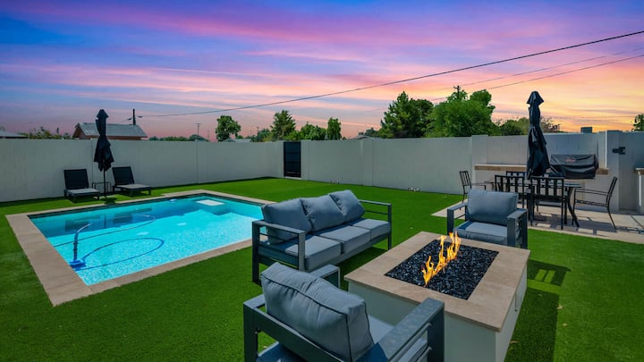 New Home In Dt Gilbert-heated Pool, Fire Pits, Bbq - Gilbert, AZ