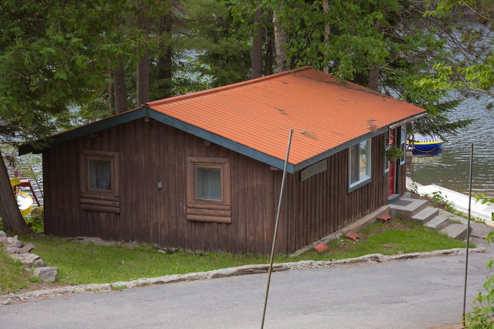 Degrossiellers: 2-bedroom Cabin - Mattawa