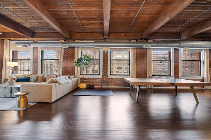 60+ Day Stay At 2bd/2bath At The Elder Shirts Loft - Saint-Louis, MO