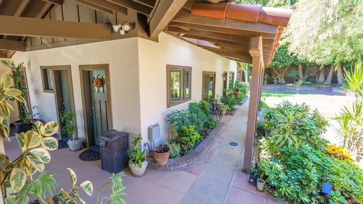 Modern Spanish Private Suit With Kitchenette - Placentia, CA