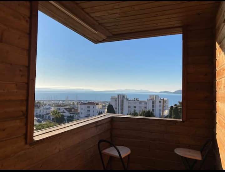Maison Bois Vue Mer Centre Ville Et Plages à Pied - Le Lavandou