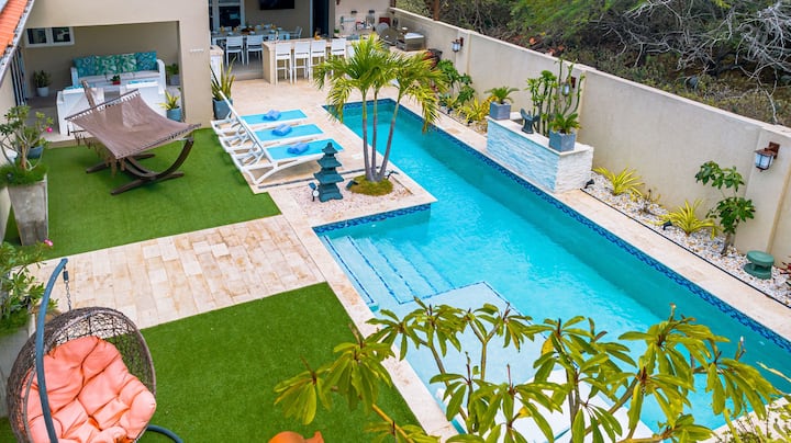 Luxury & New ~ 5*location ~ Pool ~ Outdoor Kitchen - Aruba