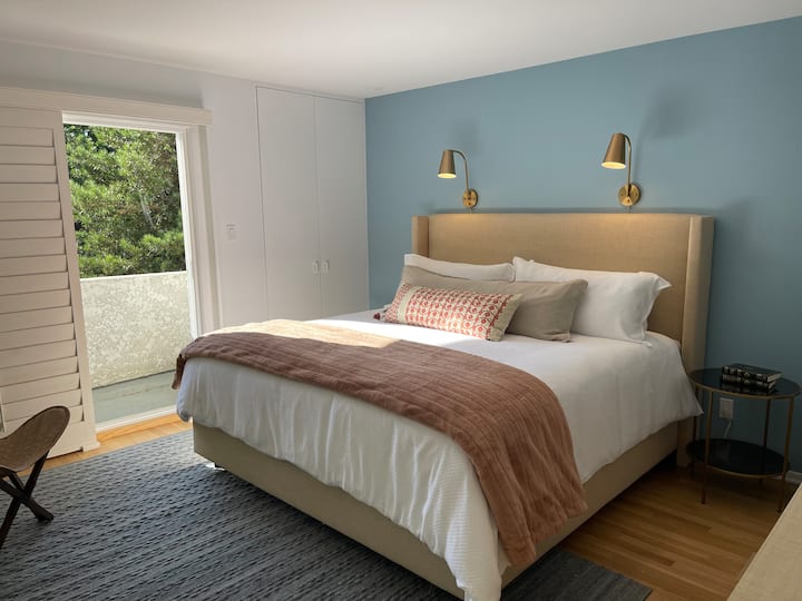 Lovely 2 Bedroom 2 Bath Santa Monica Condo - Santa Monica, CA