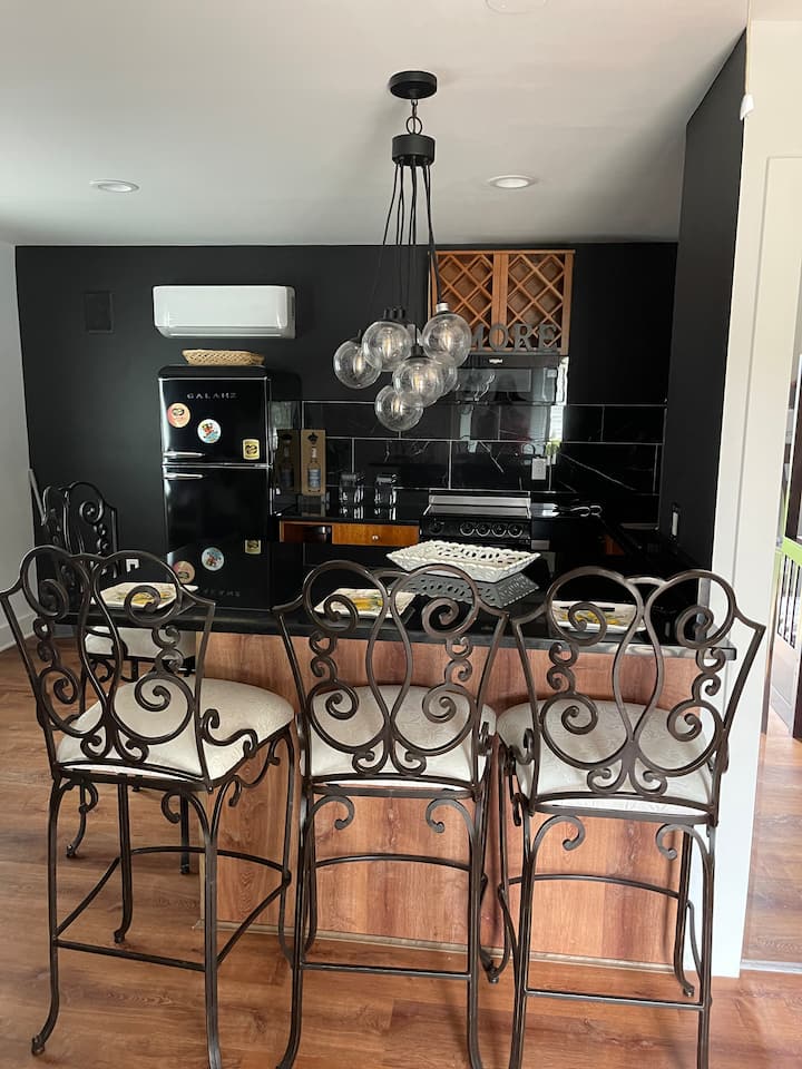 Unique Guest Studio / Free Parking - Belmar, NJ