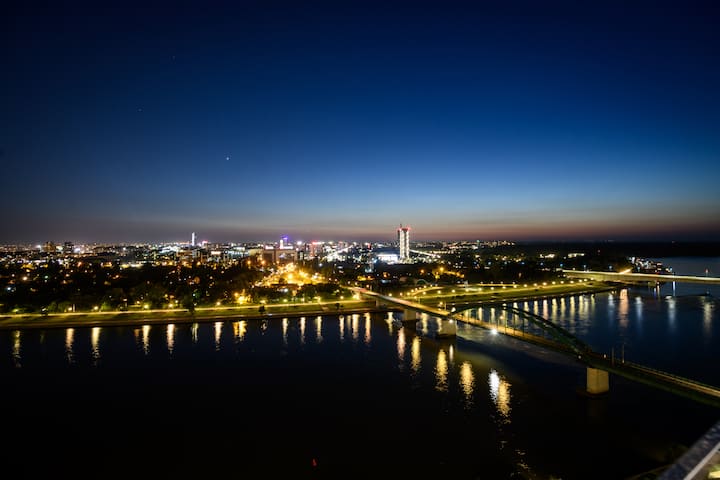Top Of Belgrade Penthouse, River, 2bdr W/ Pool&gym - Belgrade