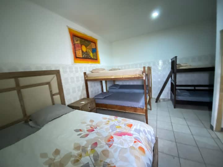 Bed & Bresfast 1 - Caguas
