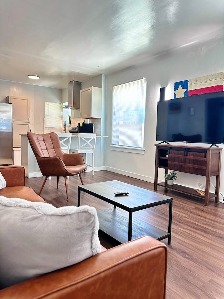Updated Home With Modern Kitchen 3min To Ft. Bliss - El Paso, TX