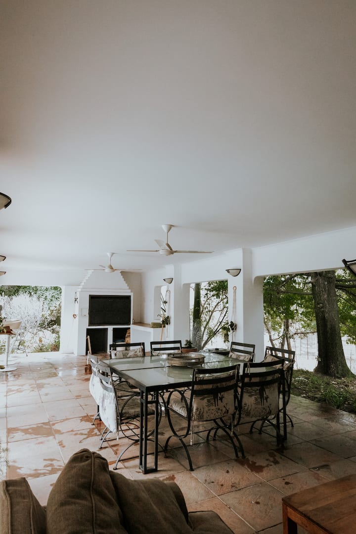 Large One-bedroom Scenic Escape - Midrand