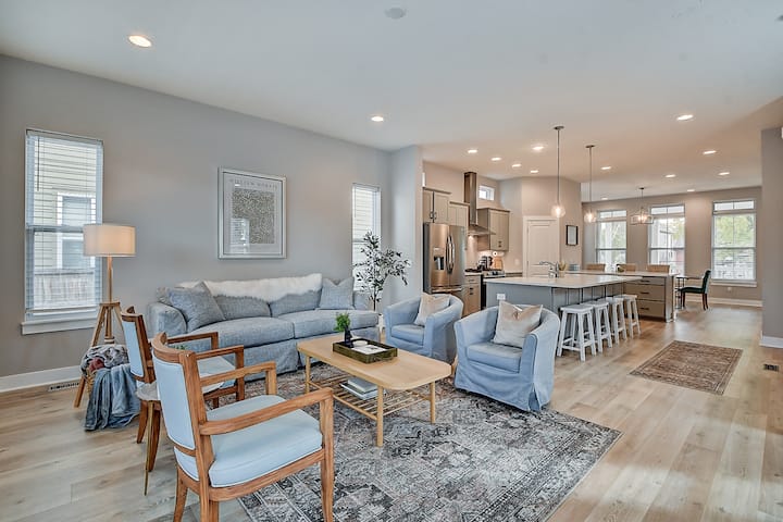 Monon Classic-family & Pet Friendly With Hot Tub! - Indianapolis, IN