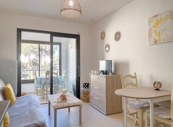 Lagon Bleu - Proche Centre Ville - Frejus - ibis budget Fréjus Capitou A8