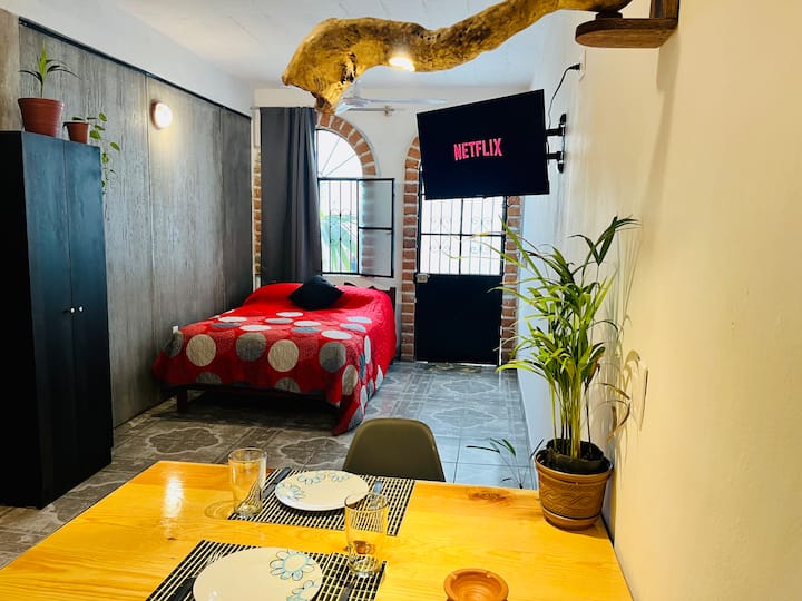 Estudio Ocho!, (Zona Romántica) - Puerto Vallarta