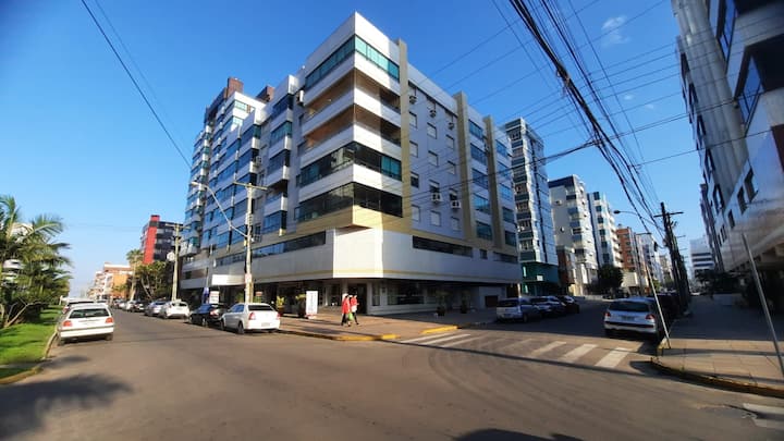 Apartamento Bem Localizado Com Ar Condicionado - Capão da Canoa