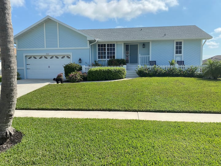Super Location - S Bch Waterfront Home Book Now - Marco Island, FL