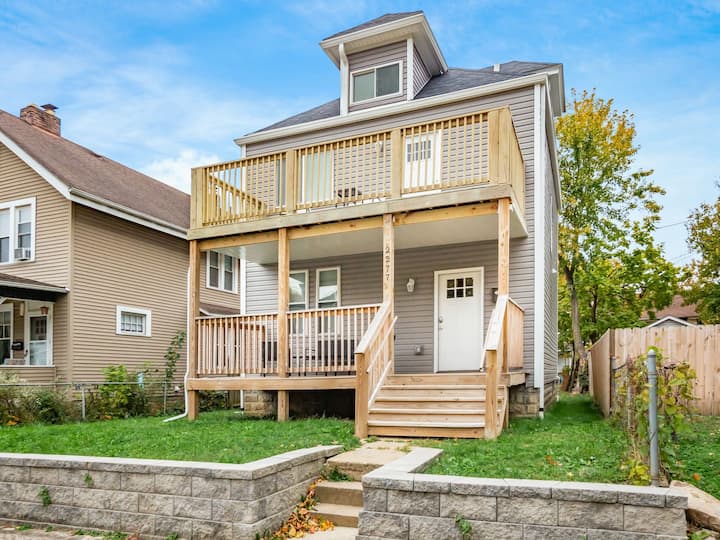 Osu Retreat: 5br Boho Home With Free Parking - Dublin, OH