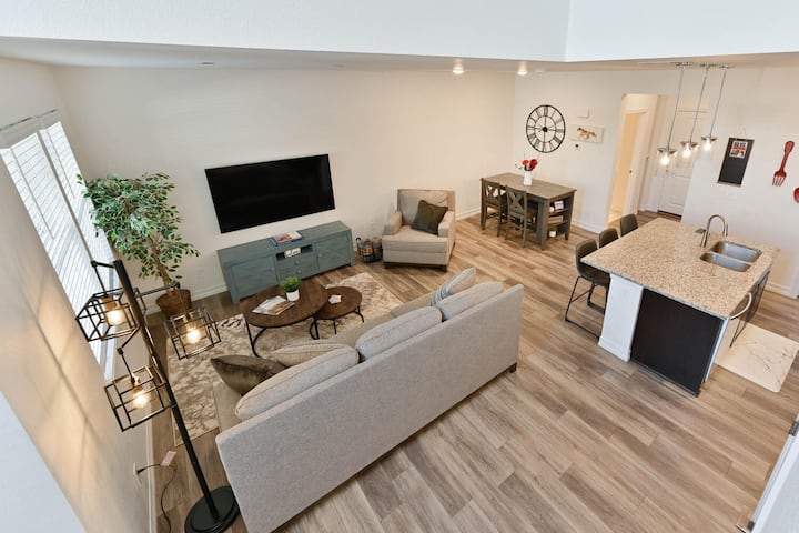 Monthly Discounts!  Stunning Mountain Getaway! - Colorado Springs, CO