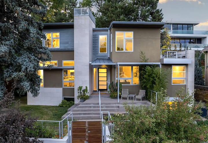 Elegant Oasis Amidst Boulder’s Natural Splendor - Boulder, CO