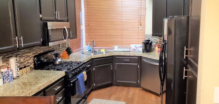 Hot Tub Alert! Awesome 3 Bed 2 Bath Home - Elk Grove, CA