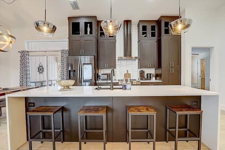 Englewood Retreat (New Heated Pool +Spa - Manasota Key, FL