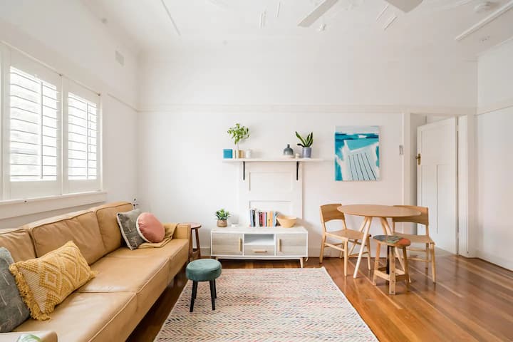Sunny North Bondi Apartment - Bondi Beach