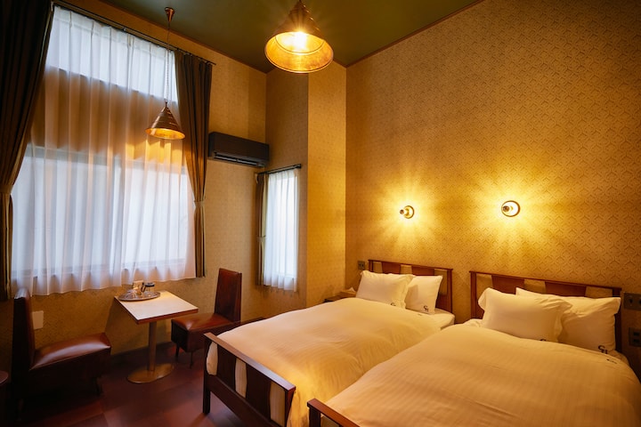 Junkissa Twin (シングルベッド2台、ロフトシングルマット2枚) 禁煙 - Fujisawa