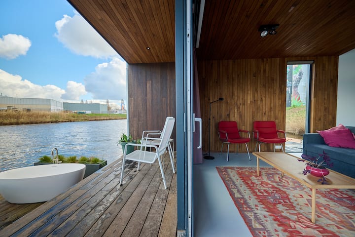 + Prive Sauna - Bijzonder Overnachten Op Het Water - 's-Hertogenbosch