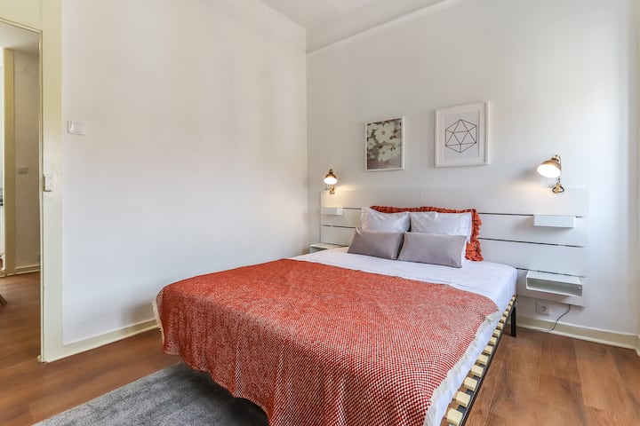 Vita Portucale | Decor Apartment Campo Ourique - Lisbon