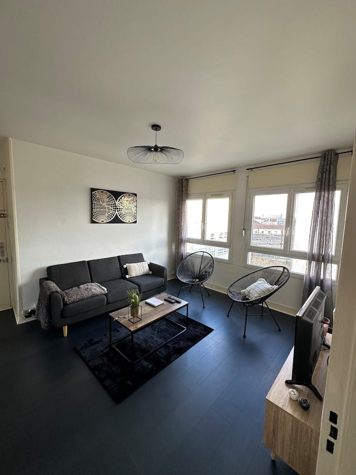 Airbnb à Deux Pas De La Gare (2 Chambres) - Chalon-sur-Saône