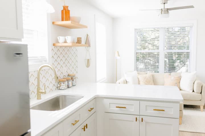 The Sun Suite - Cozy/clean/centrally Located - Wrightsville Beach, NC