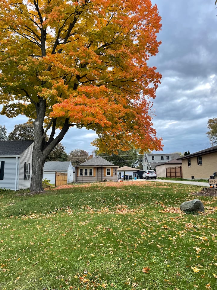 Cozy Nook In West Allis - Brookfield, WI