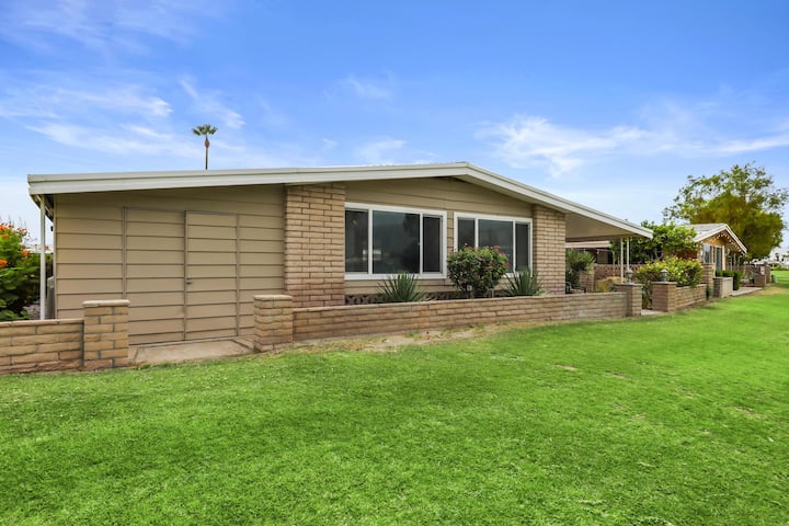 On The Golf Course In Sought After Pdg Community - Palm Desert, CA