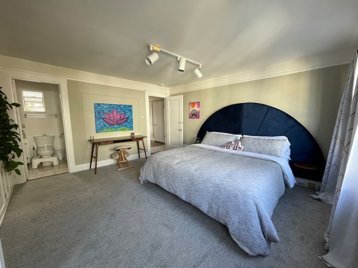 Quiet Respite In Corona Heights - San Francisco, CA