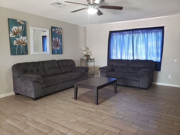 1 Bed Shared Bath #1 - Arizona