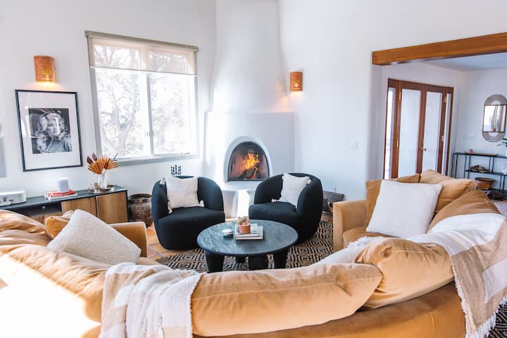 Casa De Camino - 6 Bedroom Santa Fe Retreat - Santa Fe, NM