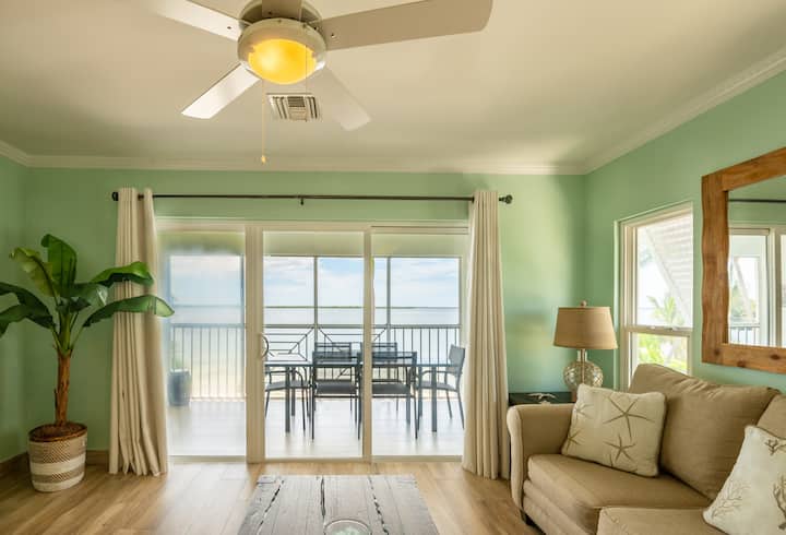 Beautiful Oceanfront Condo In Peaceful North Side - Cayman Islands