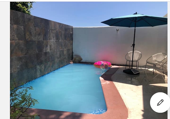 Casa Bonita Buena Ubicacion Lista Despues De Otis - Acapulco