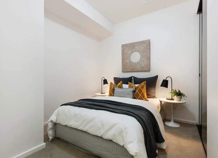 Private Room In Central Cbd, 1 Person Only - Melbourne