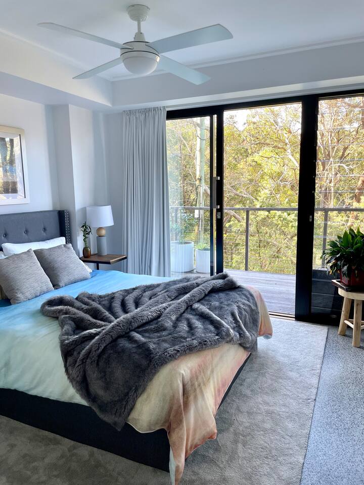 A Modern Peninsula Home With Stunning Views - Ettalong Beach