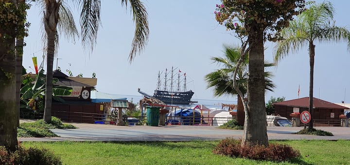 2.alanya Merkez Kleopatra Plajı Denize 30 Metre - Alanya