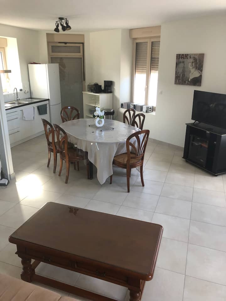 Appartement Pour Couple - Le Château du Pin