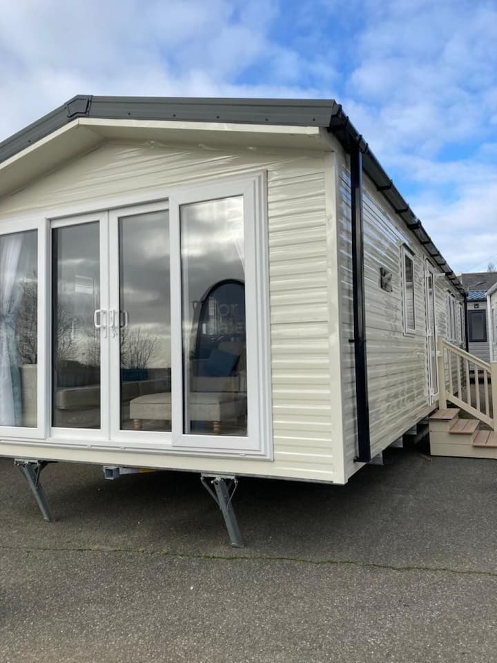 Great Caravan Close To Hunstanton Beach Ref 23050 - Hunstanton