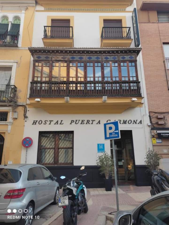 Encantador Hostal - Siviglia