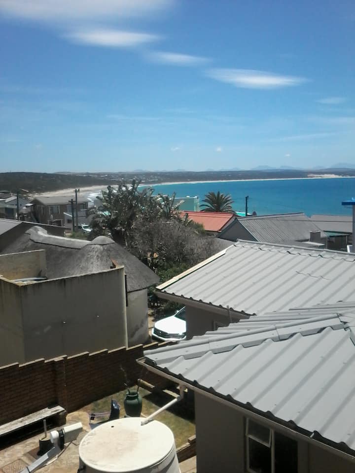 Fully ecquiped house walking distance from beach - Houses for Rent in ...