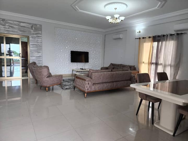 Des Appartements Entièrement Meublés. - Conakry