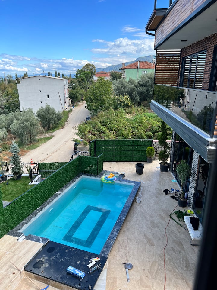 Isıtmalı Havuz,muhteşem Göl Manzaralı Villa - Orhangazi