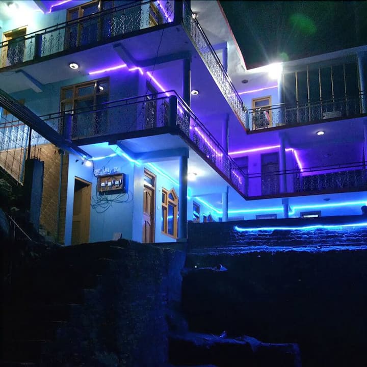 Hike Himalayan Hostel Tosh - Tosh