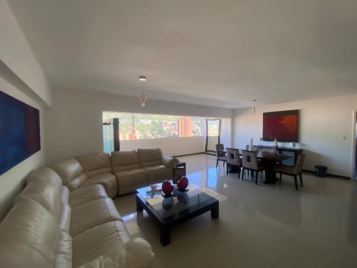 Hermoso Cómodo Apartamento Excelente Zona Y Vista - Caracas