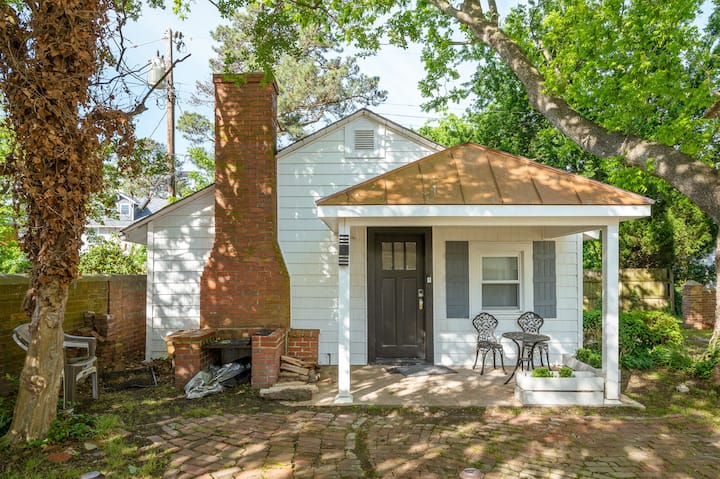 Cute Guest House In Beautiful Wythe! Great Rates! - Newport News, VA