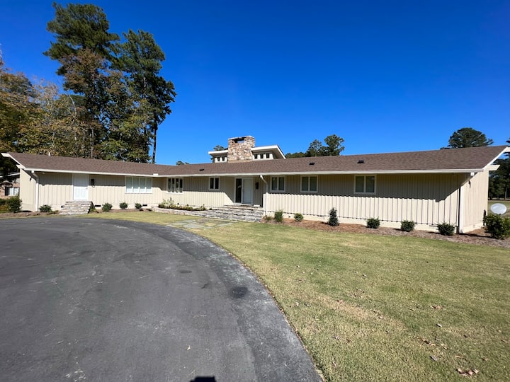 The Fairway House 3 Bedroom On Golf Course - Murfreesboro